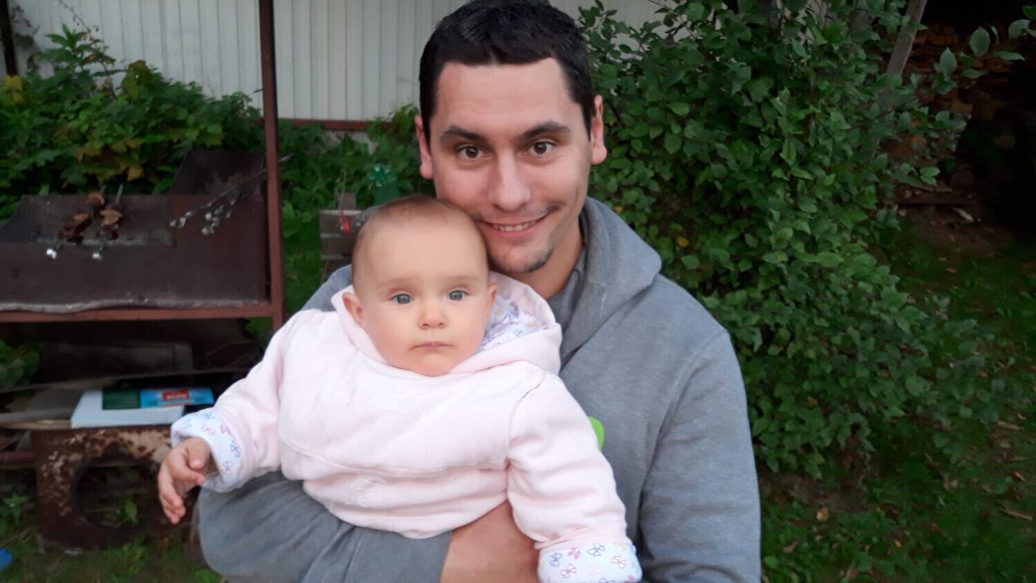 Ледян Иван. Семилетняя дочь спасла Ивану жизнь, но ему нужна длительная ...