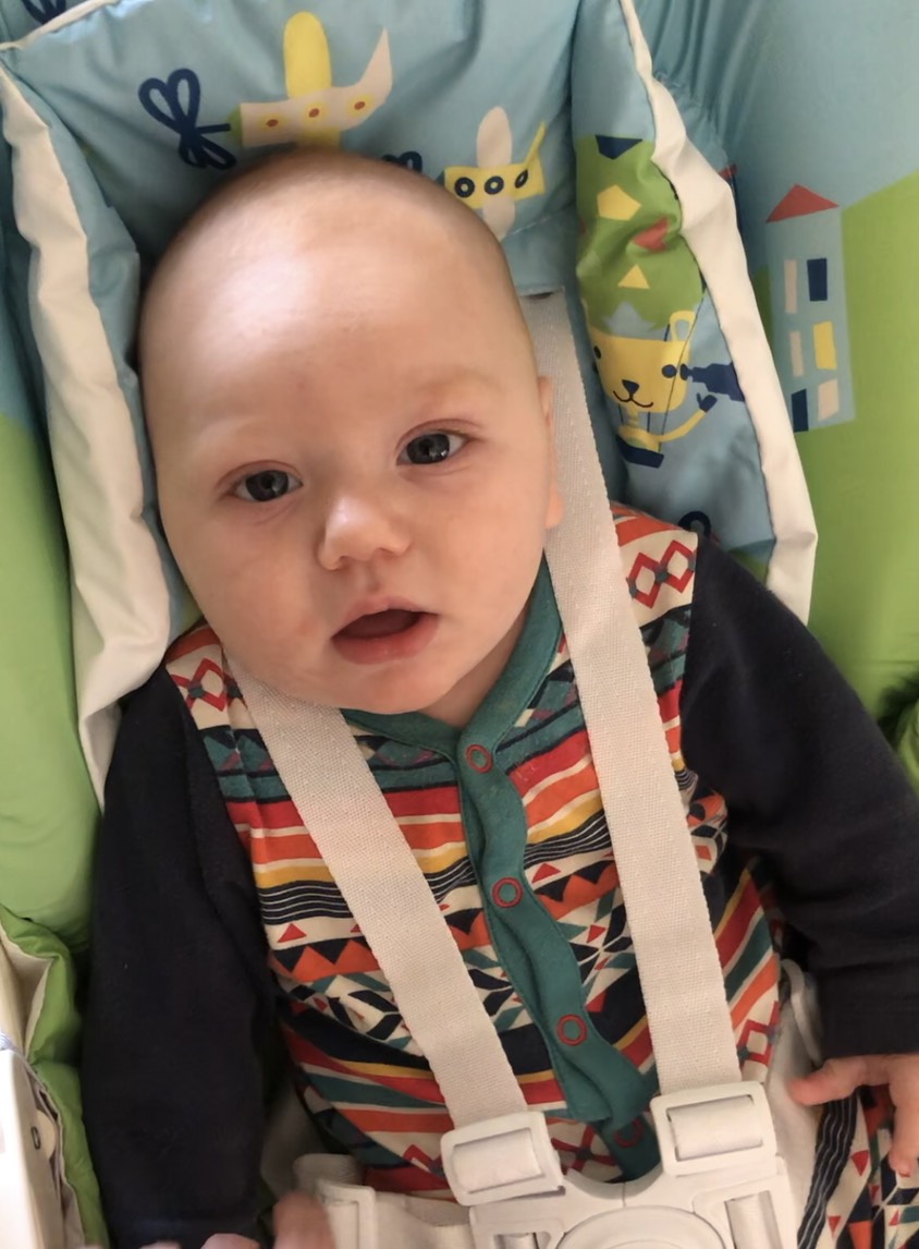 Максим Стульников. Голова у Максима растет очень медленно ...